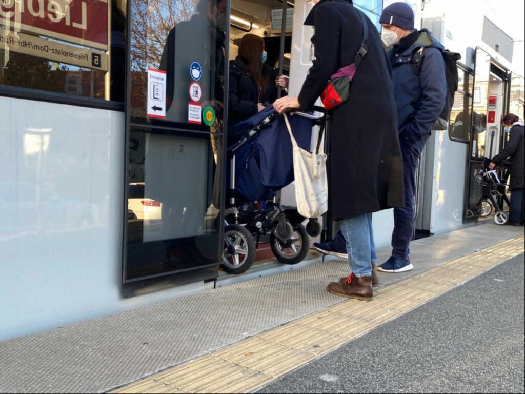 Barrierefreie KVB – aktueller Stand 2022 – Menschen bewegen